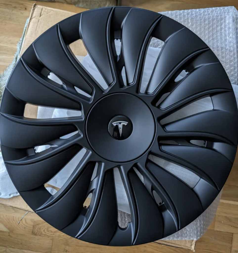 Tesla wheel cover 19 inches - Tesla Gear, UK